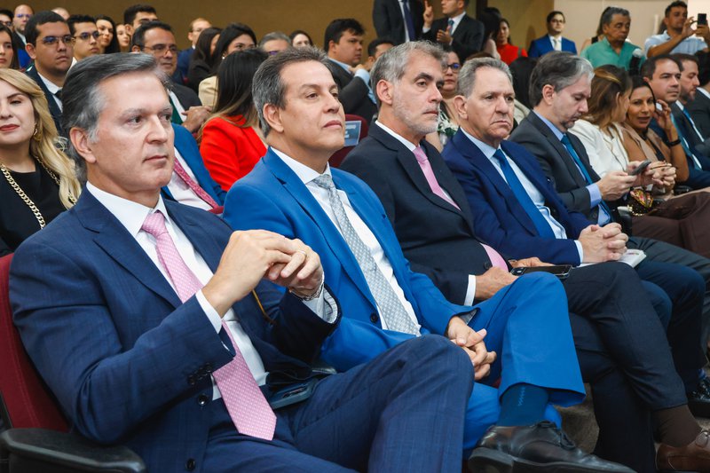 Um sucesso!! Aula Magna na OAB-PI conta com ministros do STJ e TST ...